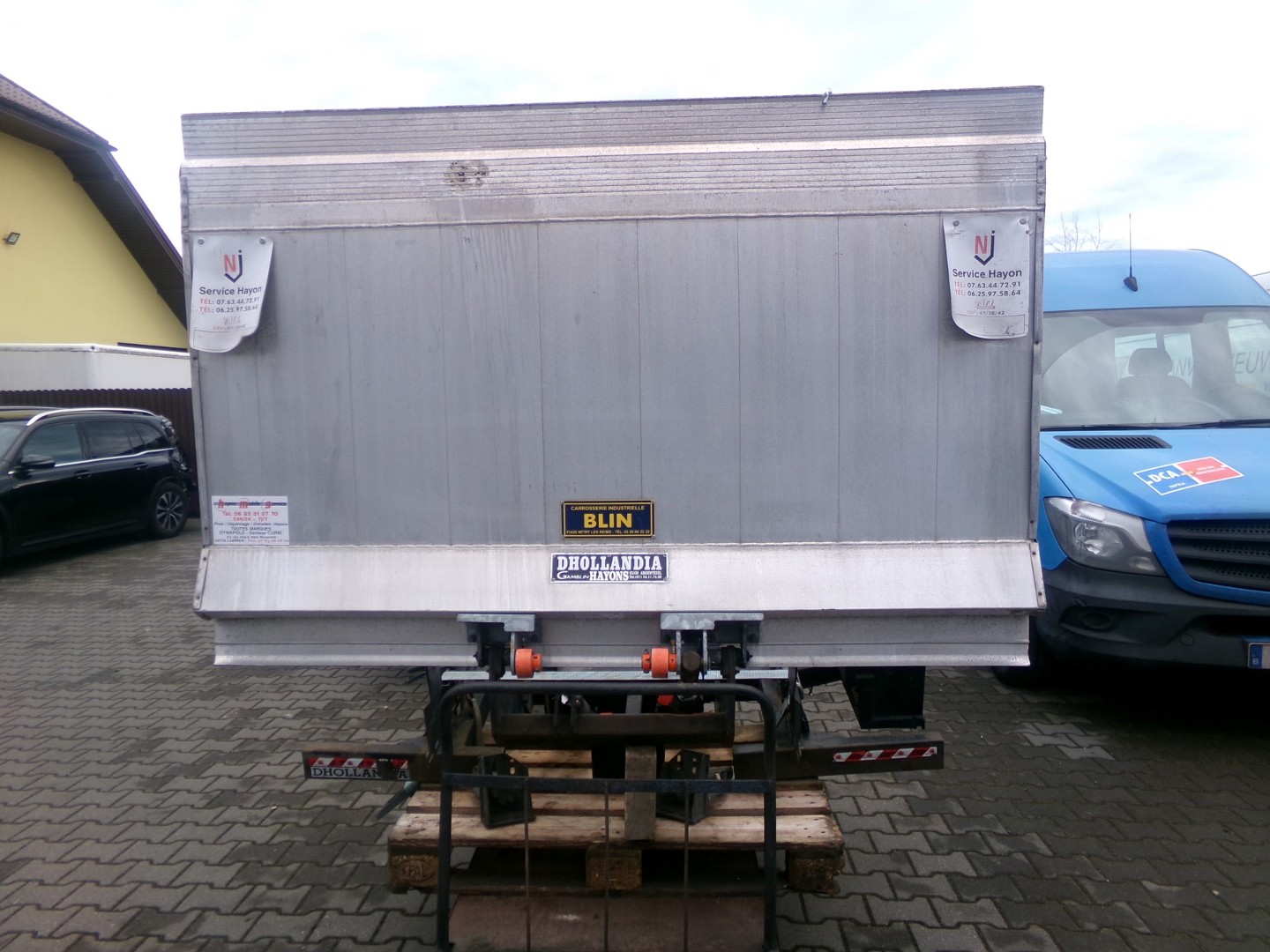 PODEST SAMOZAŁADOWCZY- WINDA MARKI D-HOLANDIA 12V MERCEDES SPRINTER/ VW ...